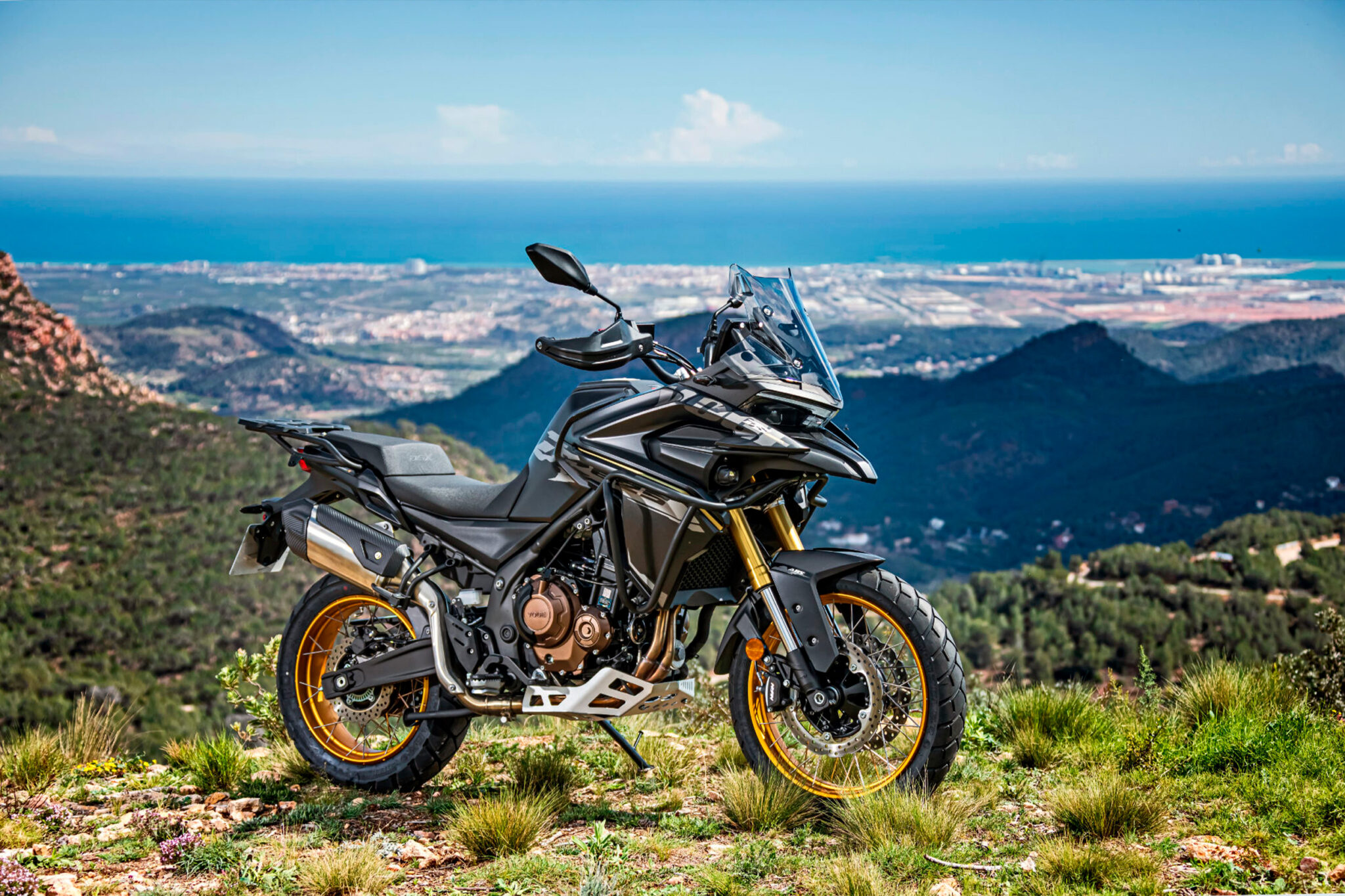 Moto TRAIL DS625X - Voge